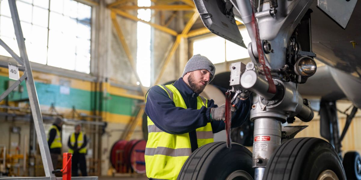 Youngest ever A320 dis-assembly completed | ecube Solutions